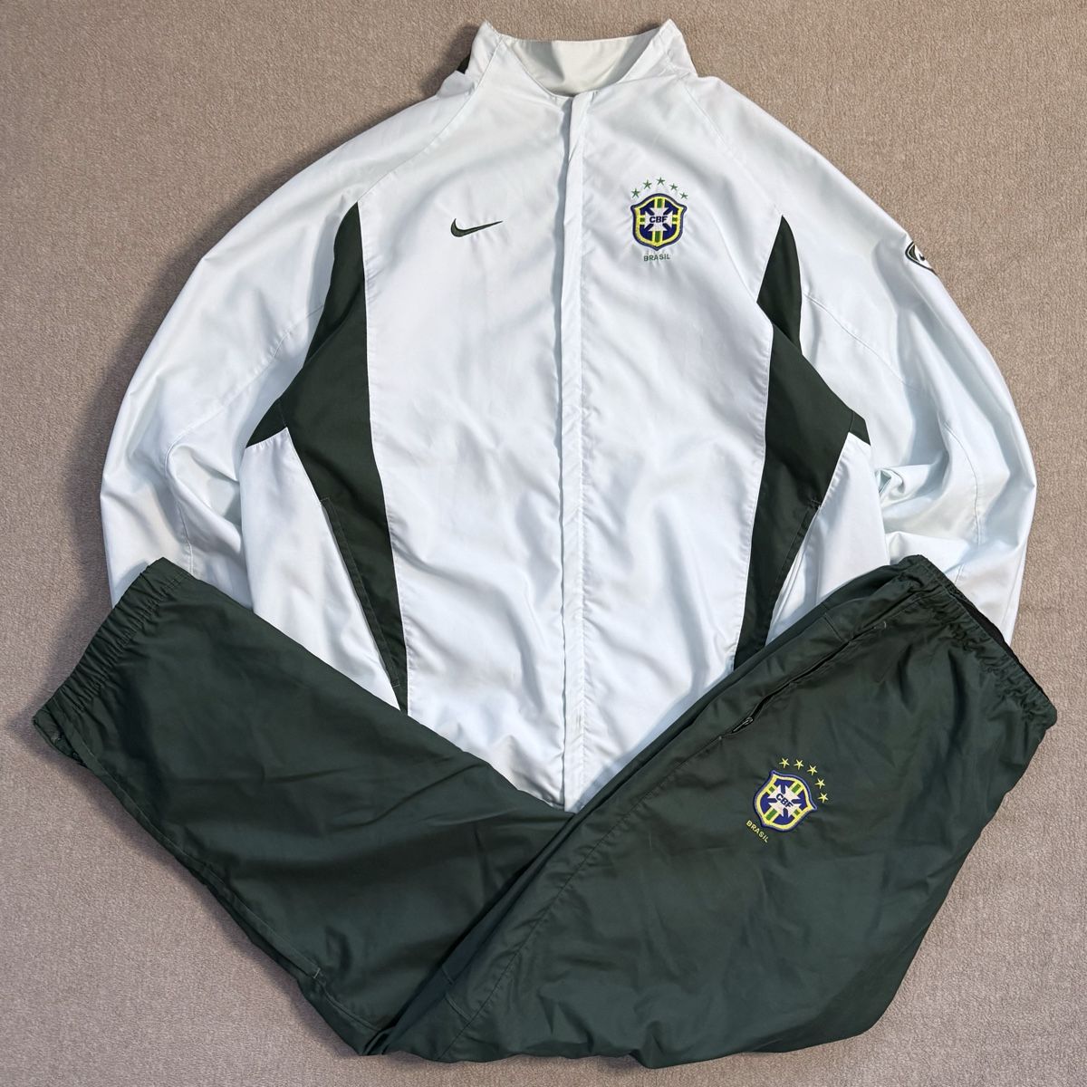 🌐NIKE BRASIL WC 2002 TRACKSUIT🌐 (Gebraucht) in Rickenbach LU für CHF ...