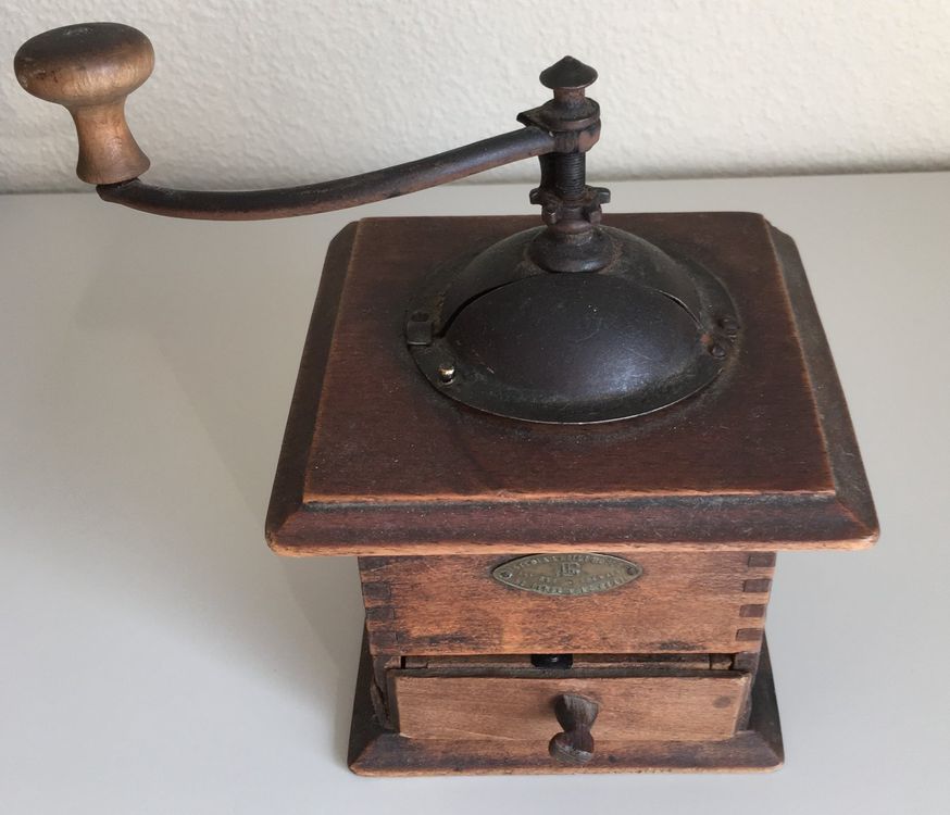 alte antike Kaffeemühle / Handmühle | Kaufen auf Ricardo
