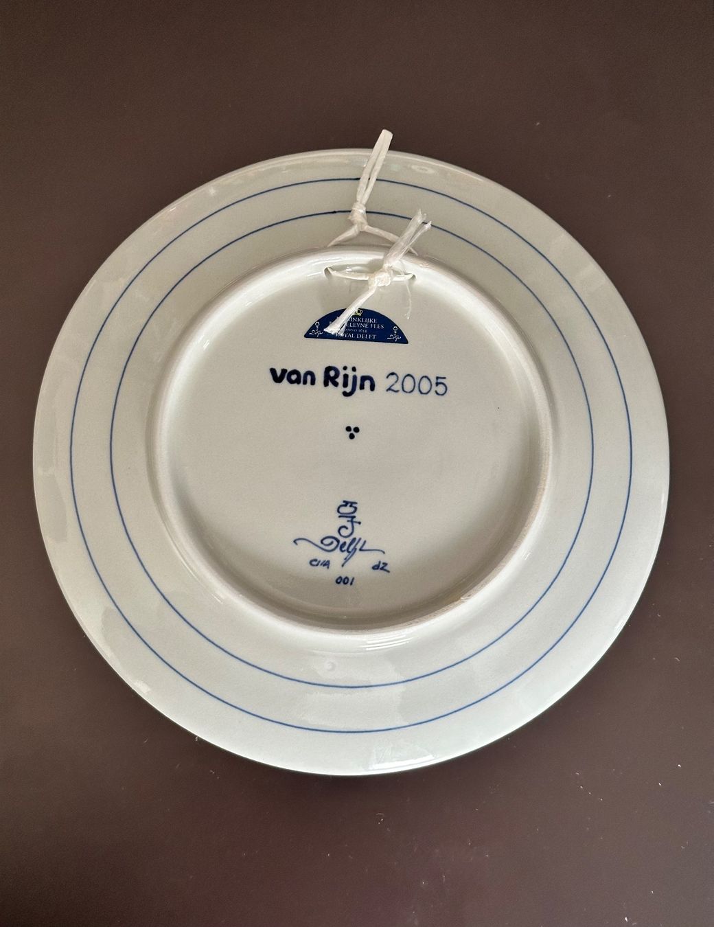 Royal Delft Wandteller 2005 (Gebraucht) in Onex für CHF 25 – mit ...