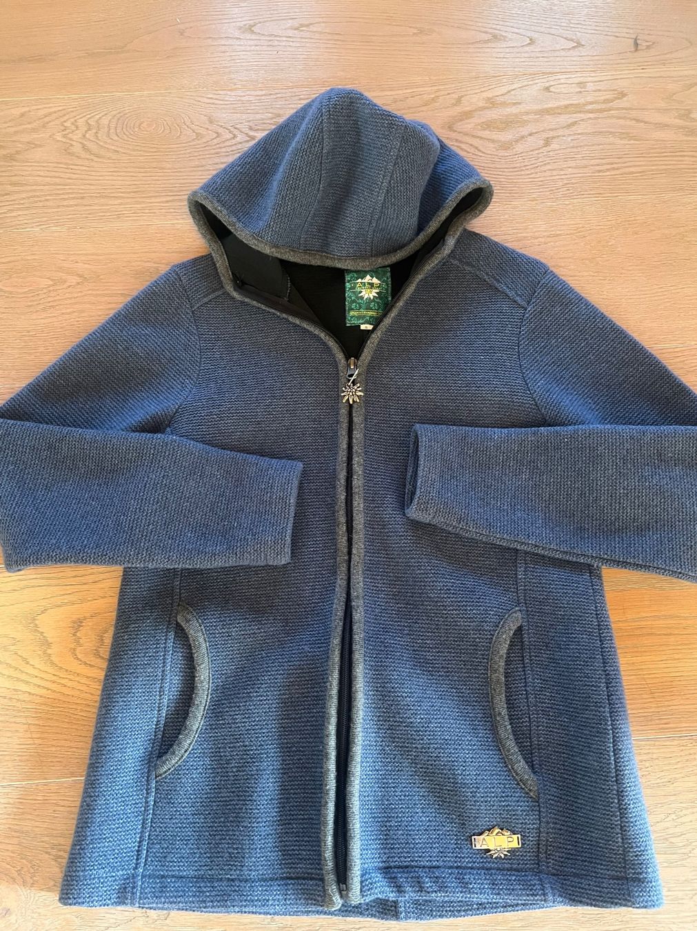 Alp Country Strickjacke, Gr. S, aus den Dolomiten (Gebraucht) in ...