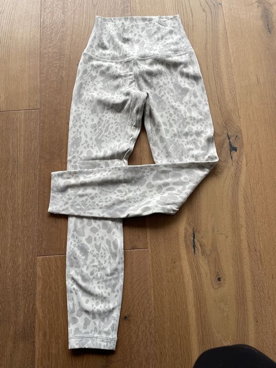 Lululemon Align Leggings Grösse 2 Leopardenmuster Weiss | Kaufen auf ...