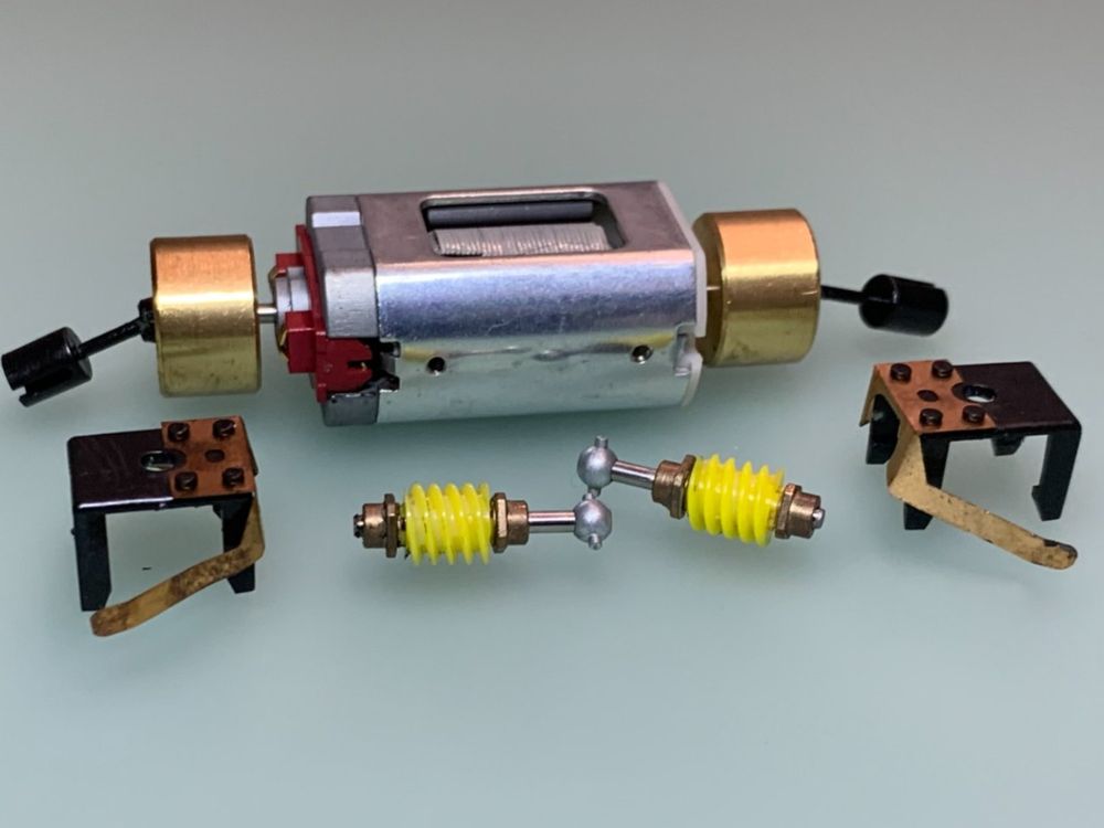 ROCO MOTOR SBB CFF Re 4/4 II inkl. Kardanwelle, Zahnräder,.. (Neu ...