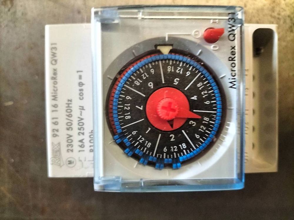 Horloge de programmation mécanique Micro Rex (Gebraucht) in Fribourg für CHF 30 – nur Abholung ...