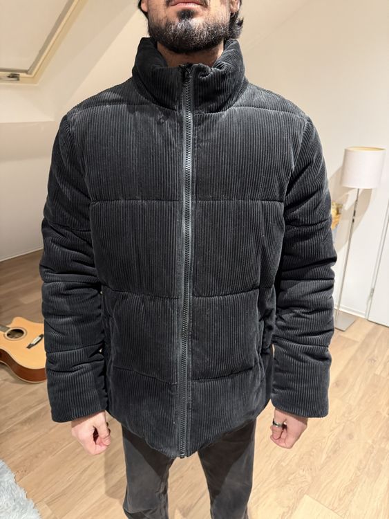 Corduroy Puffer Jacket - Stylish & Warm for Winter! (Gebraucht) in ...