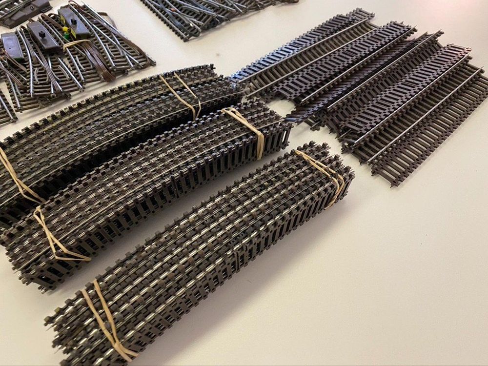 Kleinbahn Lot Schienen / Weichen (Gebraucht) in für CHF 50 – mit ...