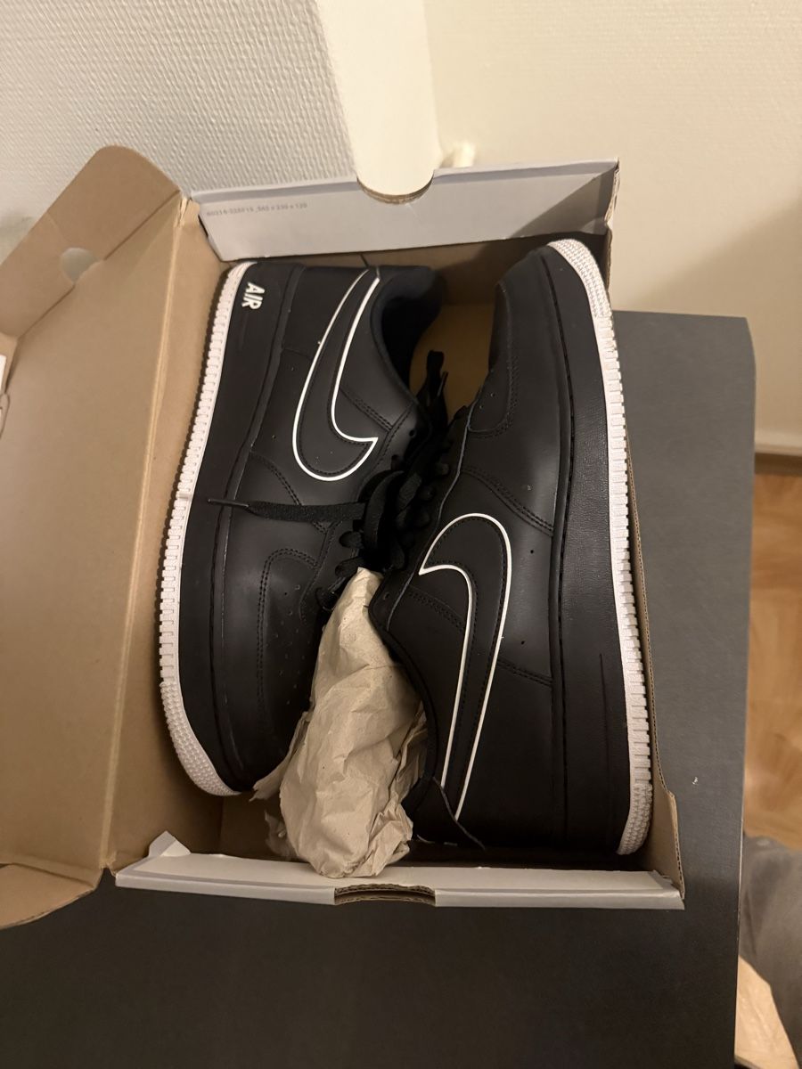 Air force one Black and White edition (Neuf (Voir description)) à ...