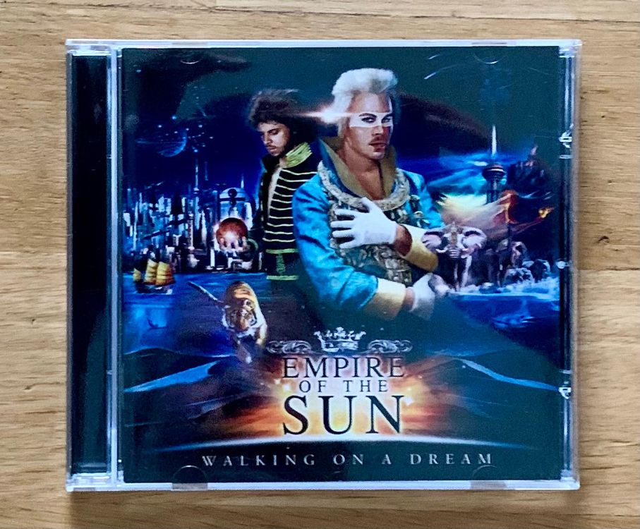 Empire of the Sun Walking on a dream (Gebraucht) in Zürich für CHF 5 – mit Lieferung auf Ricardo ...