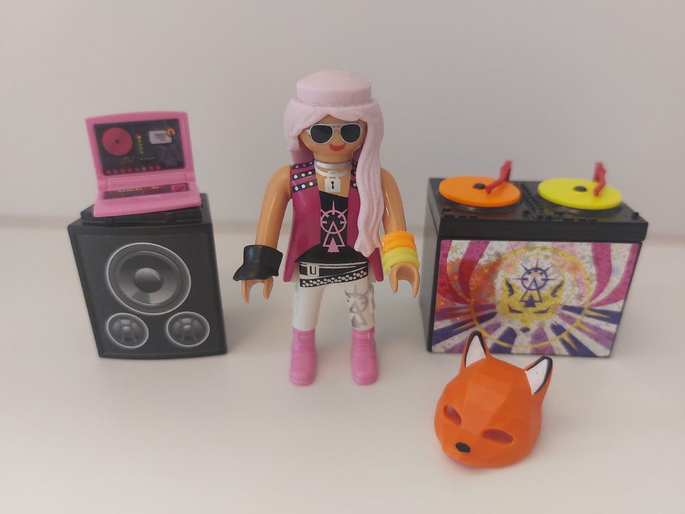PLAYMOBIL 70882 DJ mit Mischpult (Gebraucht) in Balterswil für CHF 8 ...