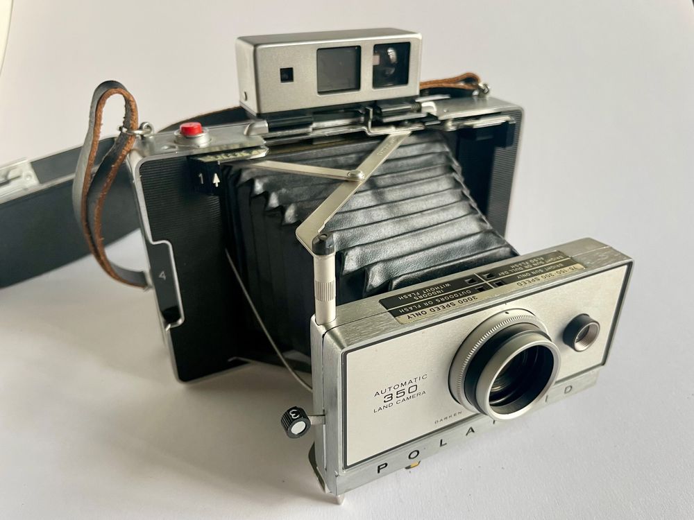 Polaroïd 350 (Gebraucht) in LE MONT SUR LAUSANNE für CHF 50 – mit ...
