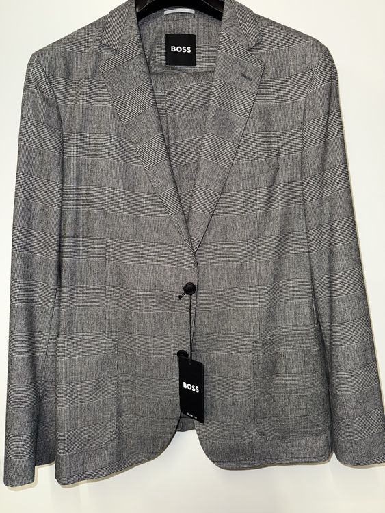 Hugo Boss Anzug Gr.54 (Neu und originalverpackt) in pratteln für CHF 110 – mit Lieferung auf ...
