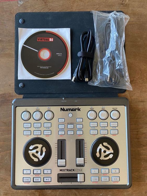 Numark Mixtrack Edge Kompakter DJ Controller (Gebraucht) in für CHF 25 ...
