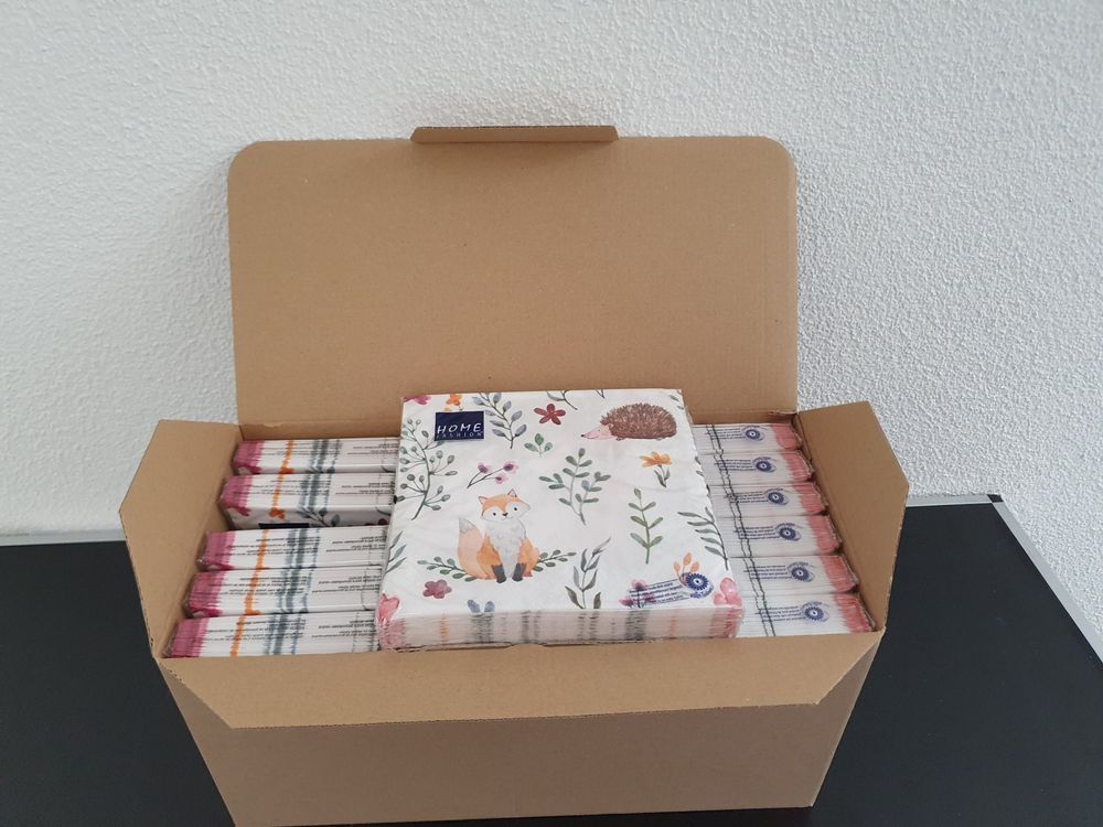 Servietten - 12 Packungen - 33cm x 33cm (Neu und originalverpackt) in ...