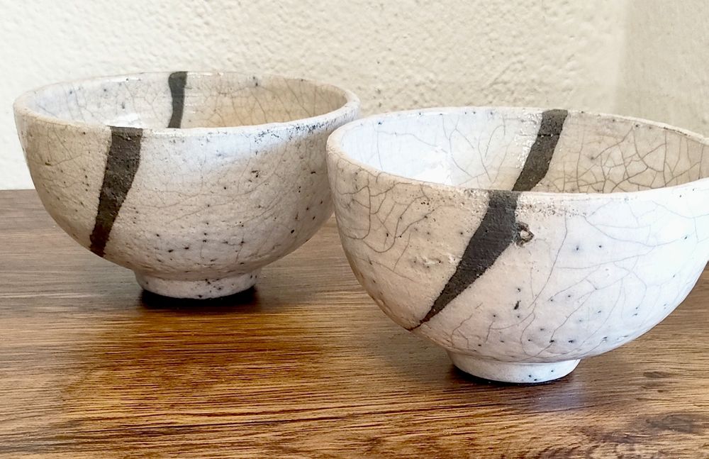 2 Ciotole in ceramica raku Craquelé fatte a mano uniche (Gebraucht) in Losone für CHF 15 – mit ...