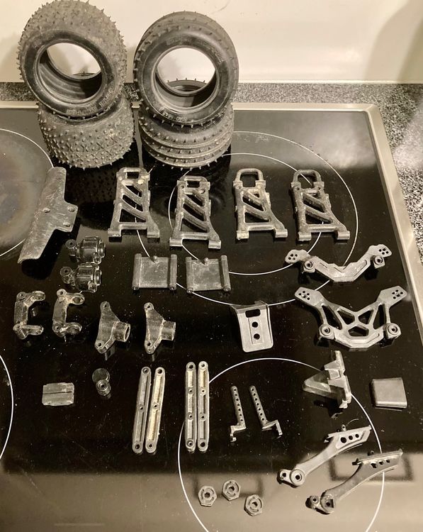 Div. Tamiya Teile (Gebraucht) in Oftringen für CHF 1 – mit Lieferung auf Ricardo kaufen