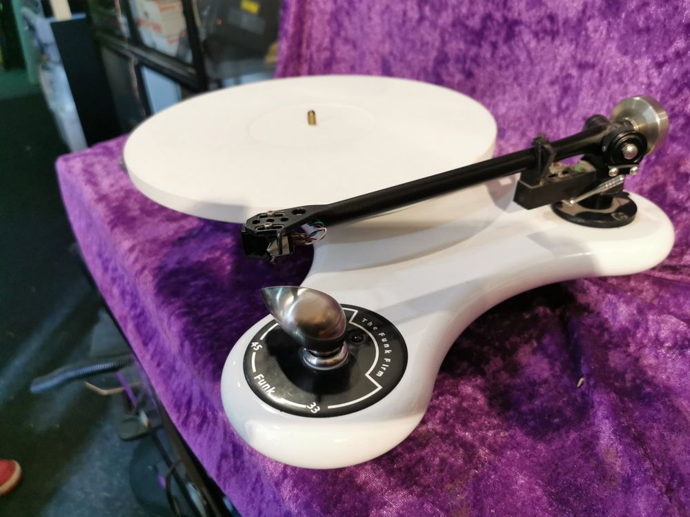 FUNK FIRM Design Plattenspieler mit Rega Arm und Grado-Zelle | Kaufen ...