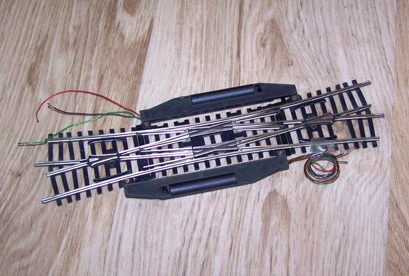 Roco 42320 H0 Elektr. Kreuzungsweiche DKW, Profil 2,5 mm (Gebraucht) in ...