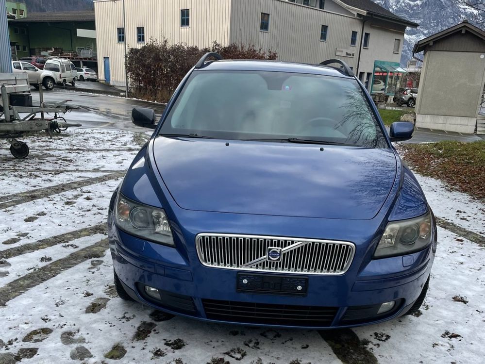 Volvo V50 2.0D - Frisch ab MFK 14.12.2022!! (Gebraucht) in Näfels für CHF 2940 – nur Abholung ...