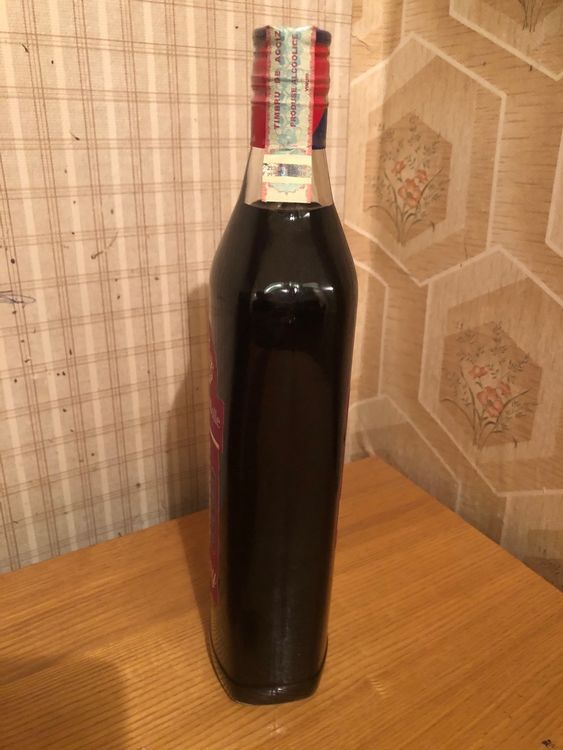 Bacio di Bolle.Klassisches süsses Rezept Vermouth.Cherry. MD (Neu und ...