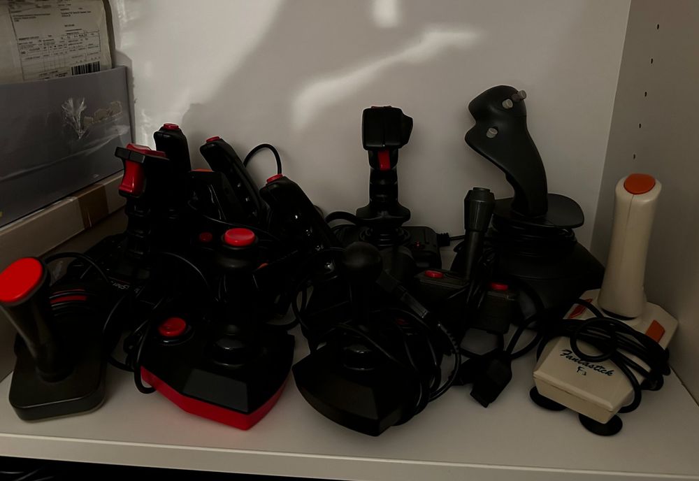 Set Retro Joysticks | Kaufen auf Ricardo