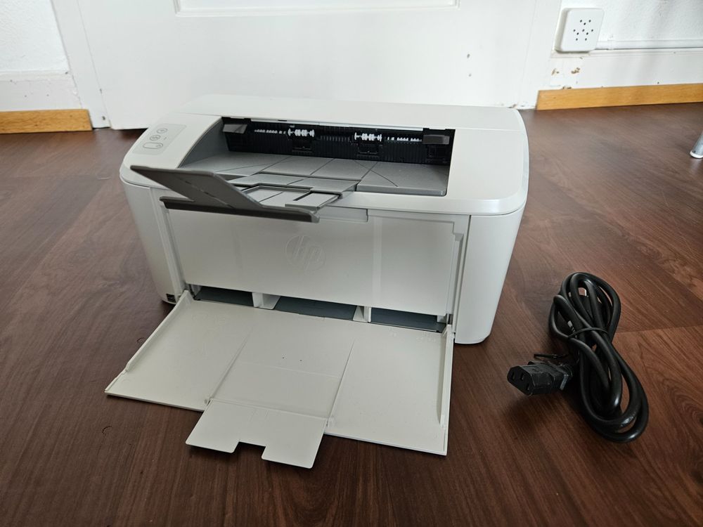 Kompakter neuer Laserdrucker HP Laserjet M 110we | Kaufen auf Ricardo
