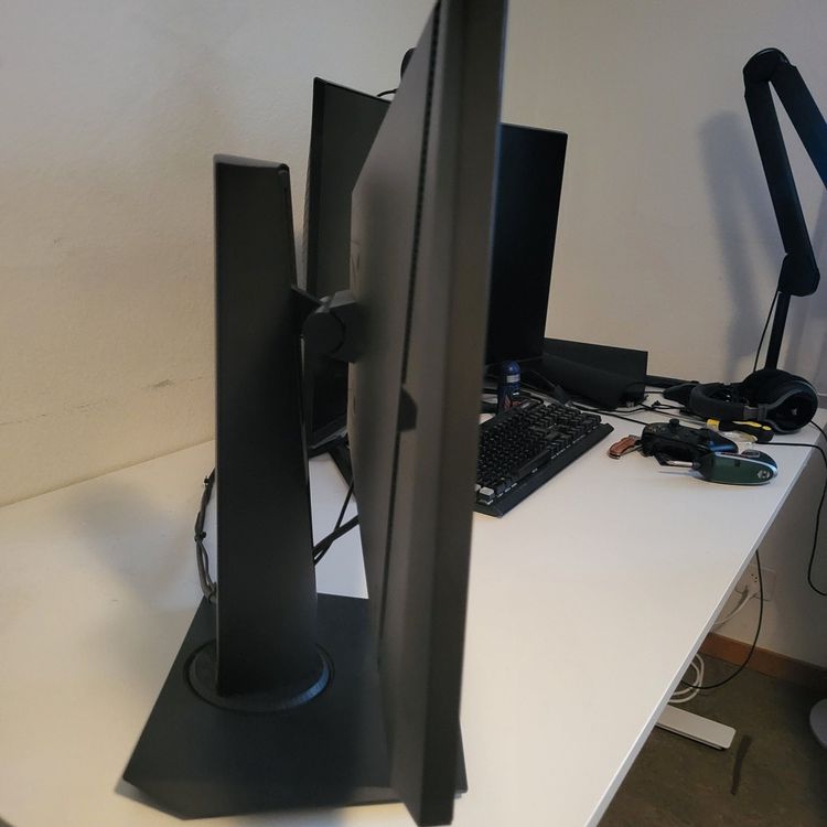 Asus ROG SWIFT PG279QE G-Sync Gaming Monitor 165hz 2560x1440 (Gebraucht ...