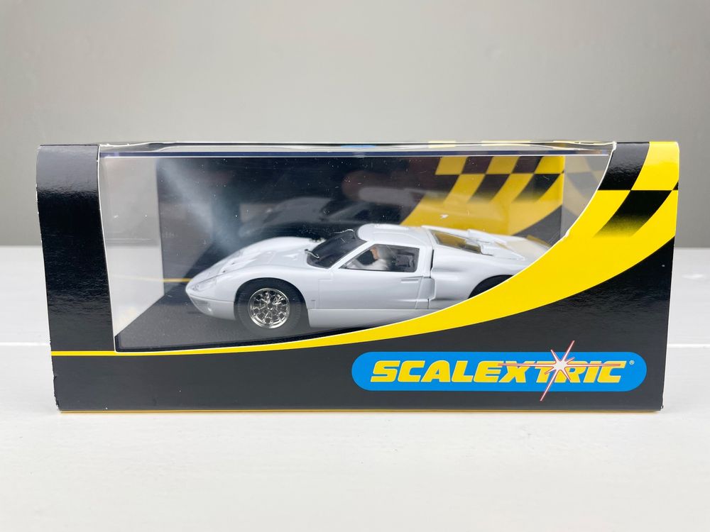 Scalextric C2473 GT40 Plain White (Neu (gemäss Beschreibung)) in ...