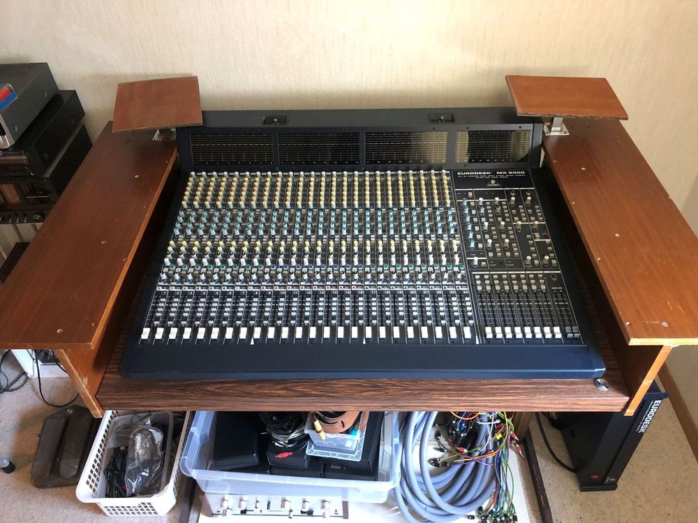 Behringer Eurodesk MX 9000 | Kaufen auf Ricardo