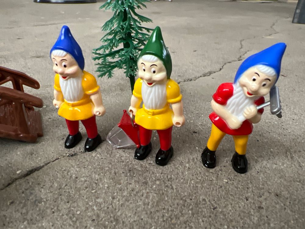 Figuren Schneewittchen und die sieben Zwerge (Neu (gemäss Beschreibung ...