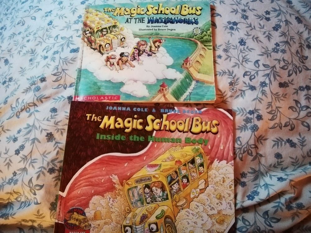The Magic School Bus by Joanna Cole & Bruce Degen 2 livres (Gebraucht ...