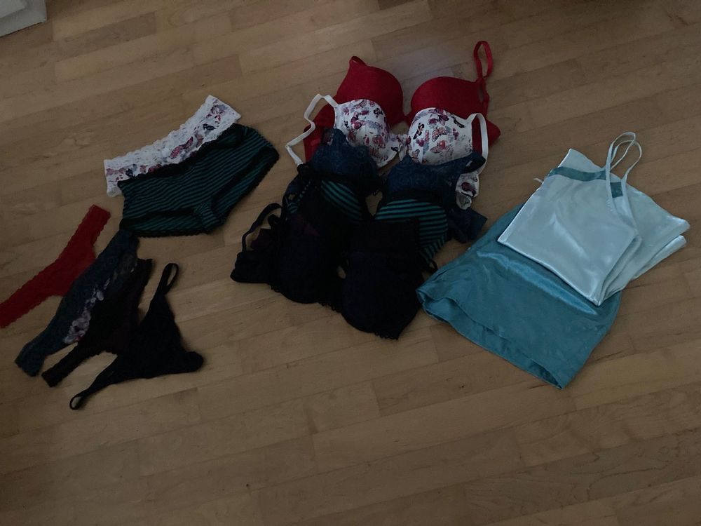 14-teiliges BH Set (Gebraucht) in Rapperswil SG für CHF 64 – mit ...