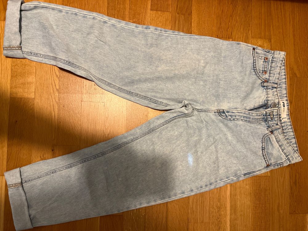 Hosen (Gebraucht) in Cham für CHF 5 – mit Lieferung auf Ricardo kaufen