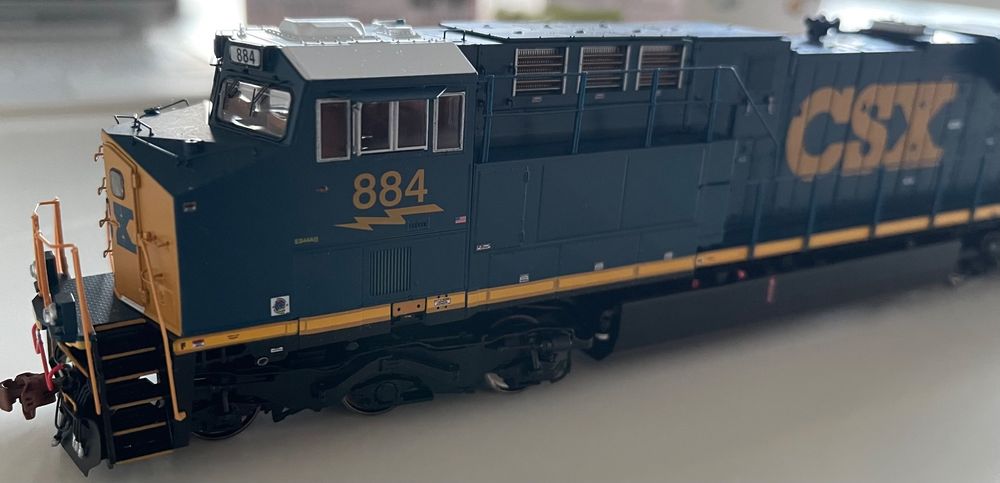 SCALE TRAINS 32595 CSX ES44AH #884 - GEVO ESU LOKPILOT 5 (Neu (gemäss ...