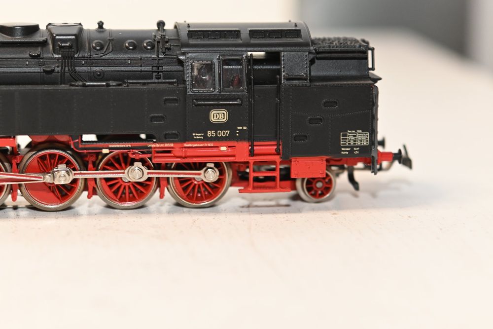 BR 85 007 Märklin HO/AC ohne OVP , läuft nicht (Defekt) in Laupen ZH ...