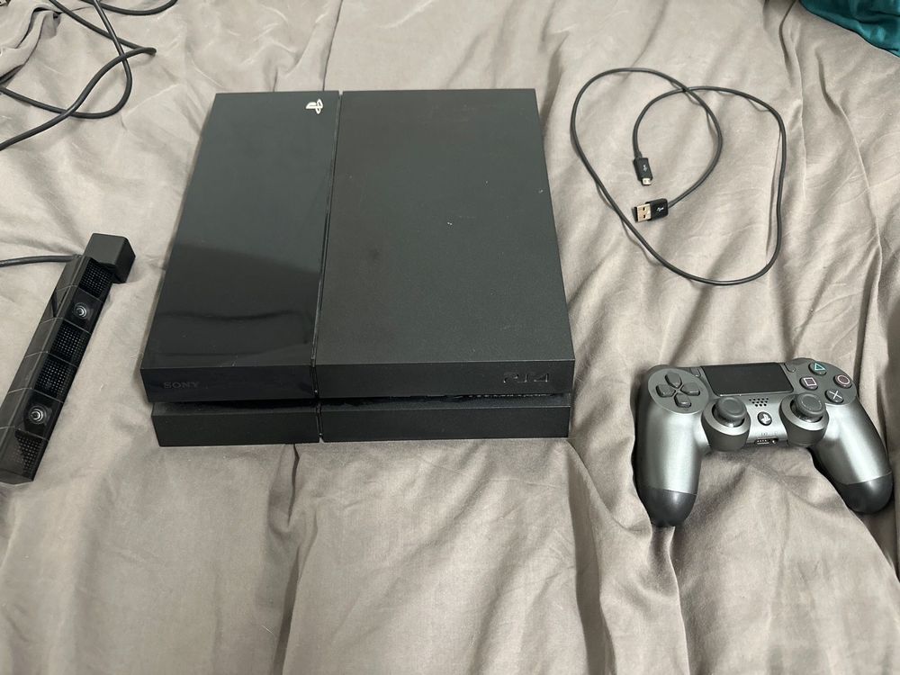PlayStation 4 (PS4) 500GB / Controller - Camera (Gebraucht) in für CHF ...