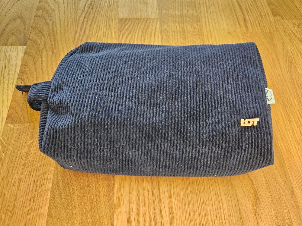LOT Business Class Amenity Kit (Neu und originalverpackt) in Ennetmoos ...