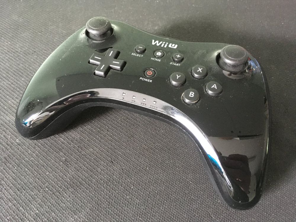 Nintendo Wii U Pro Controller - Schwarz (Gebraucht) in St.Gallen für ...