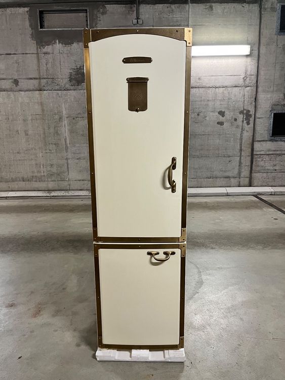 Liebherr Kühl-Gefrierschrank von "Officine Gullo Firenze" (Neu (gemäss ...