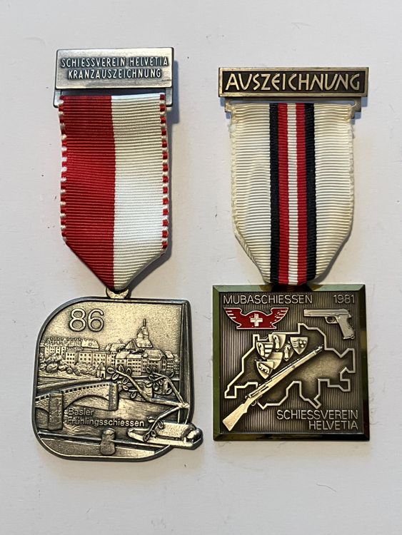 2 Medaillen Schiessverein Helvetia Basel 1981/1986 (Gebraucht) in Basel für CHF 3 – mit ...
