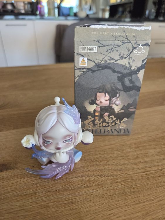 POPMART Skullpanda Ink Plum Blossom series (Neuf avec emballage d ...