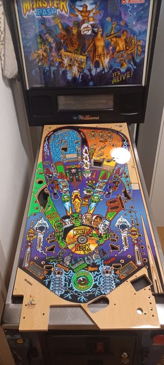 Flipper Williams Monster Bash da restaurare (Defekt) in Bellinzona für CHF 7930 – nur Abholung ...