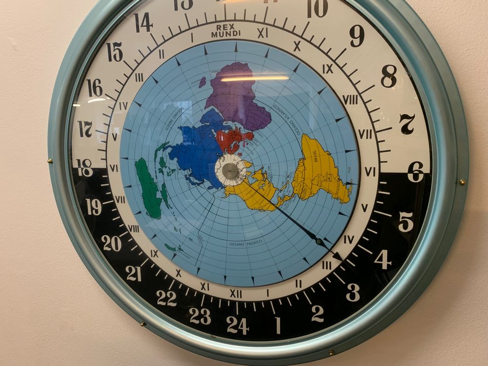 Très rare l’horloge mural REX MUNDI 1968 JO Mexico (Gebraucht) in Biel ...