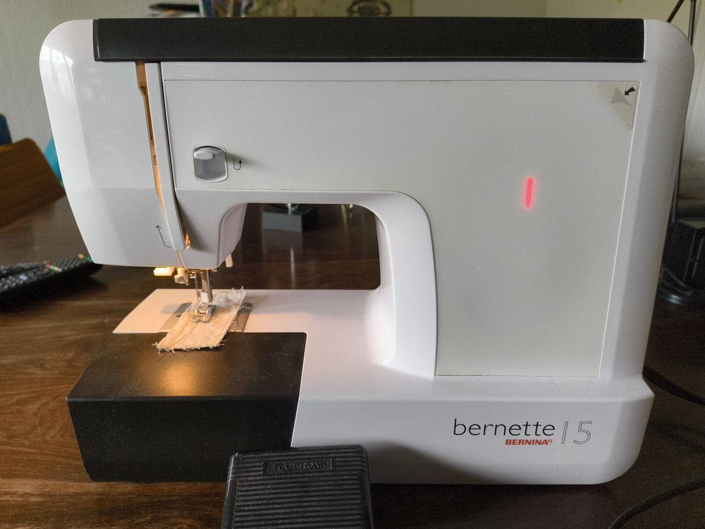 Bernette Bernina 15 Nähmaschine | Kaufen auf Ricardo
