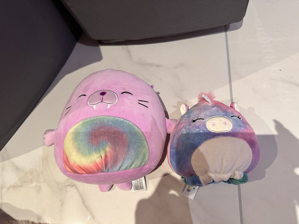Squish- und Flip-Mallow Set (Neu (gemäss Beschreibung)) in Siebnen für ...