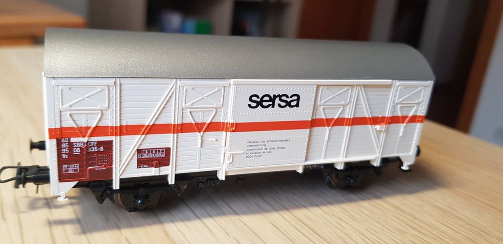 ROCO 47328 - SBB-CFF wagon type Vs "SERSA" (Neu (gemäss Beschreibung)) in St-Léonard für CHF 25 ...