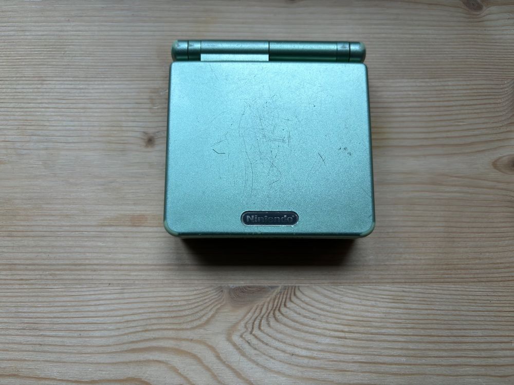 Gameboy Advance SP AGS-101 (Gebraucht) in Zürich für CHF 180 – mit ...