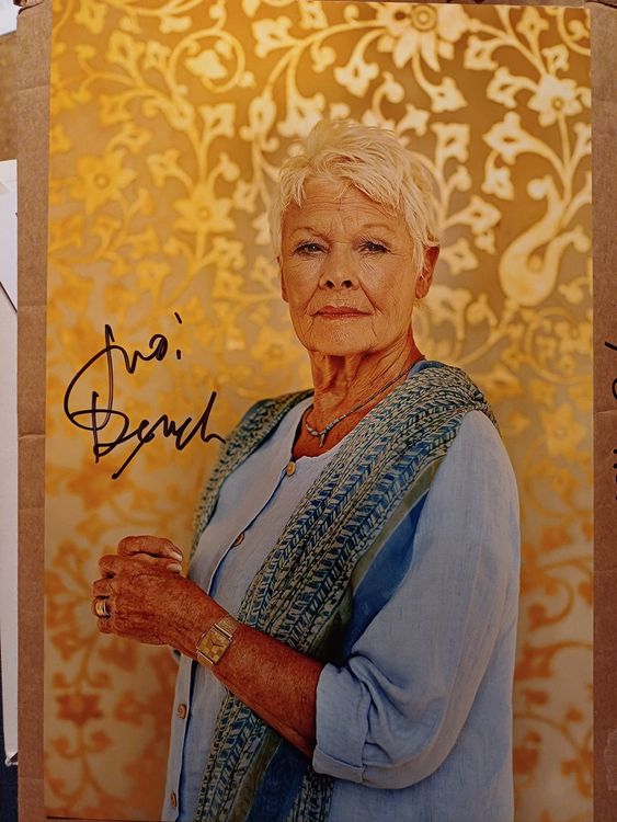 Judi Dench signiertes Foto,James Bond, in Person Autogramm! | Kaufen ...