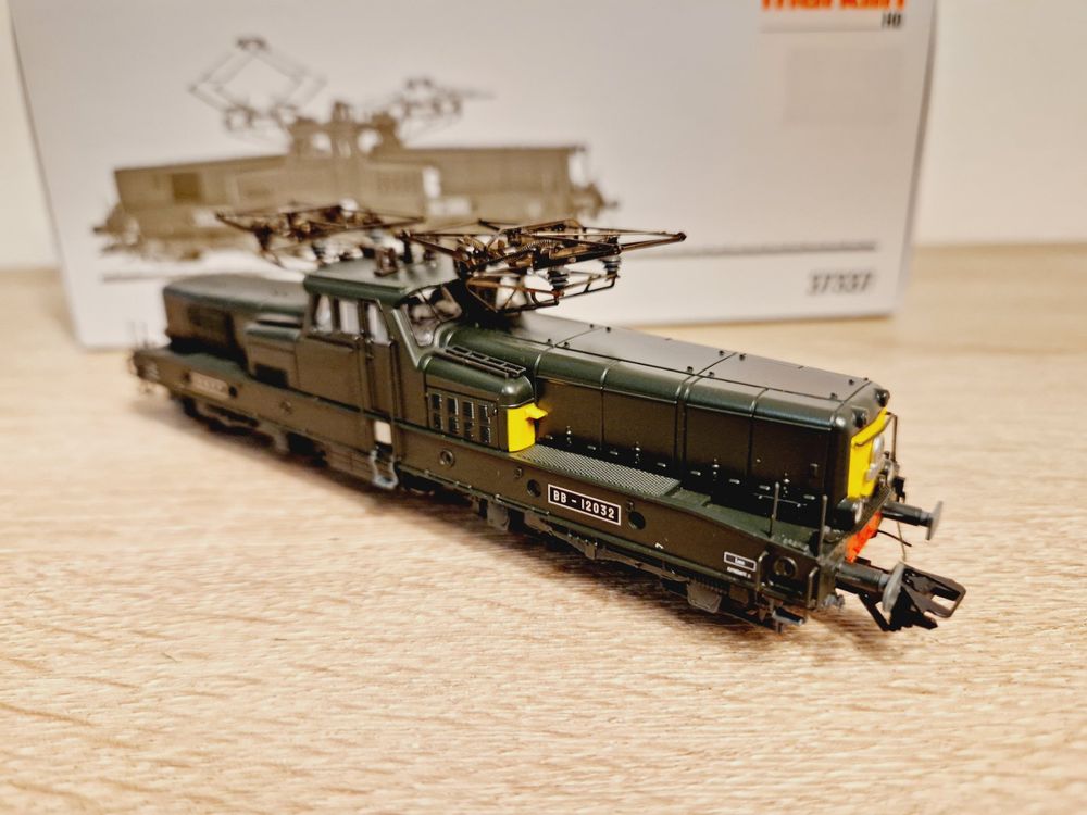 Märklin 37337 E-Lok BB 12000 SNCF Digital Mfx H0 (Gebraucht) in St-Aubin-Sauges für CHF 249 ...