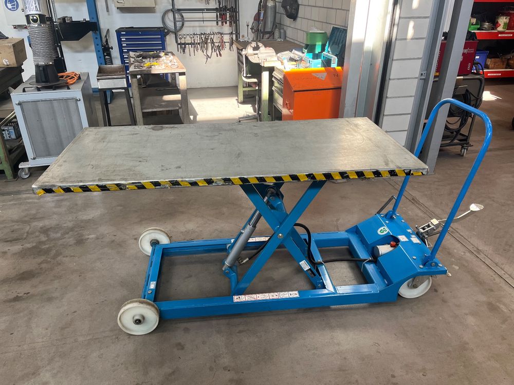 Hubtisch Scherenhubtisch Scherenwagen Scherenhubwagen (Gebraucht) in ...