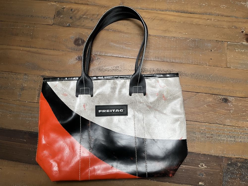 Freitag Tasche „Donna“ (Neu (gemäss Beschreibung)) in Worb für CHF 86 ...