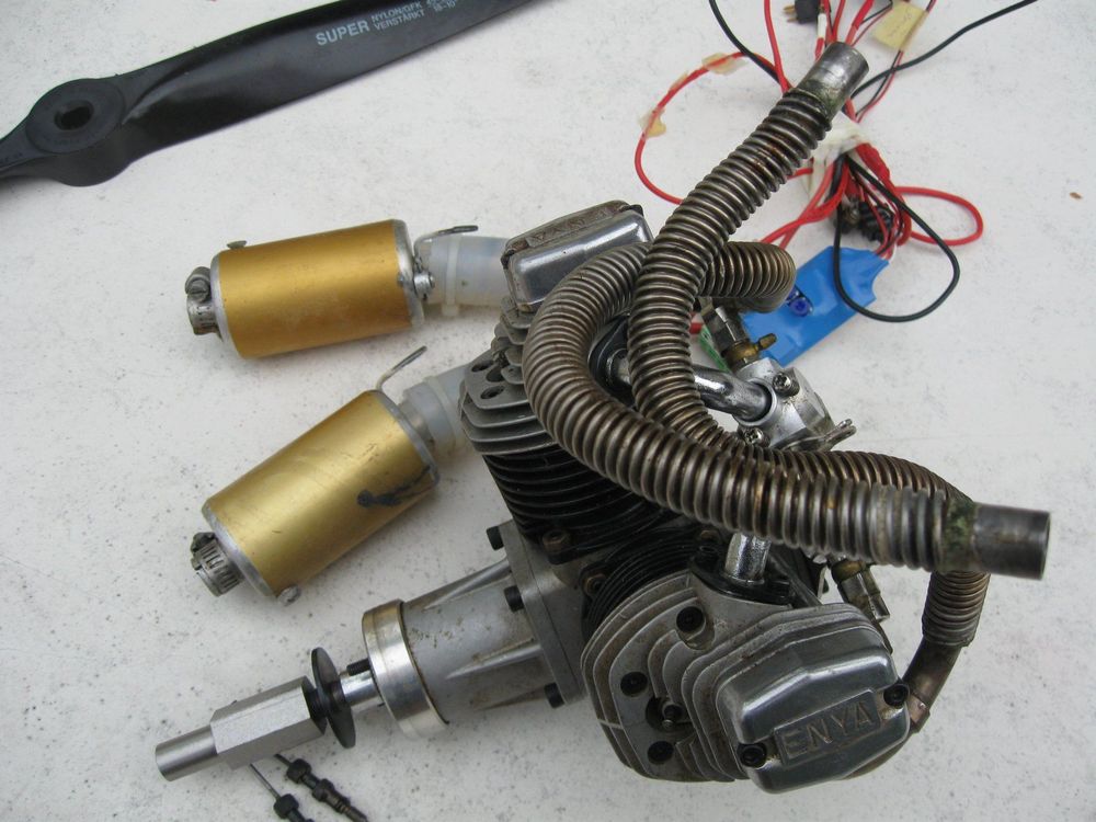 ENYA VT-240 2 Zyl. V-MOTOR (Gebraucht) in St.Margrethen für CHF 405 ...